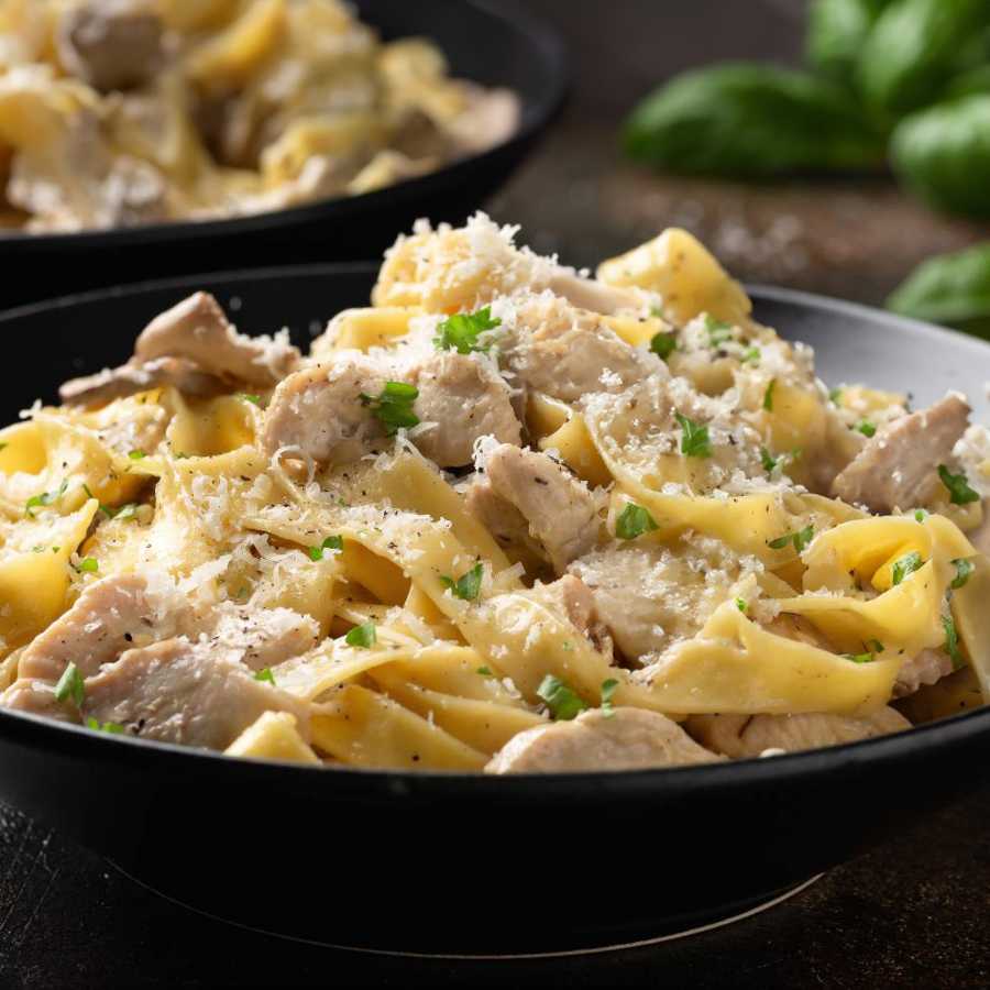 Pasta Alfredo con Pollo - Fede Cocina